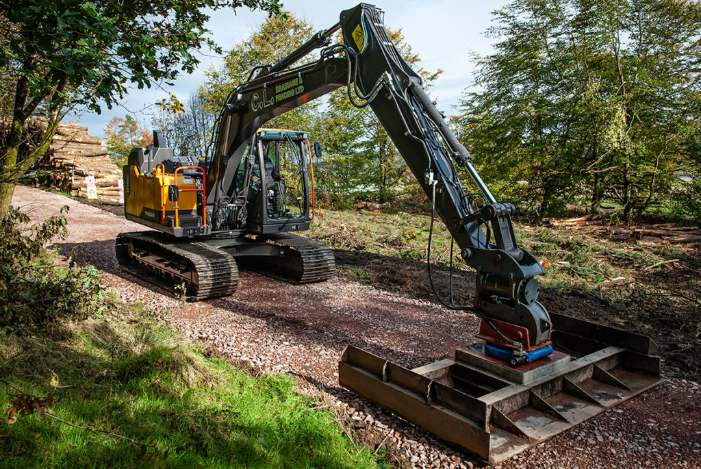 Growing business takes the plunge with 14-tonne digger | Project Plant
