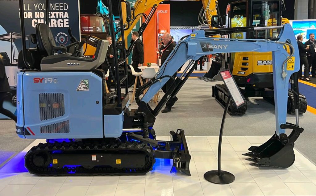 New SANY electric excavator catches the eye at Executive Hire Show ...
