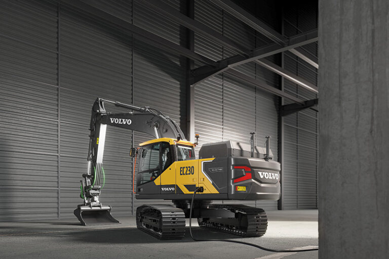 23-tonne Volvo EC230 Electric excavator set for UK public debut | Project Plant